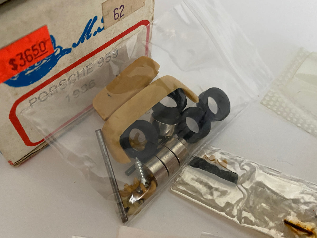Record - 1986 Porsche 959 - 1/43 Resin Model Kit – Vintage43